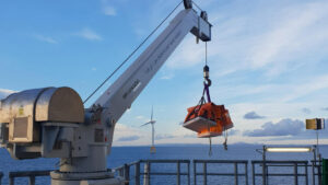 Davit Cranes | Python Davit Cranes for Offshore Excellence